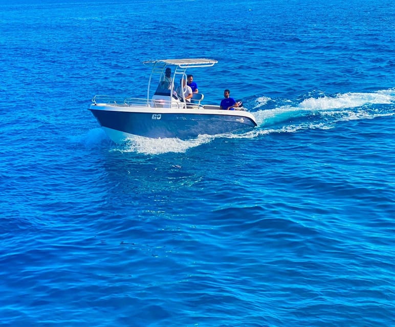 Hurghada: De 7 Wonderen Speedboottour met Snorkelen & Lunch | GetYourGuide