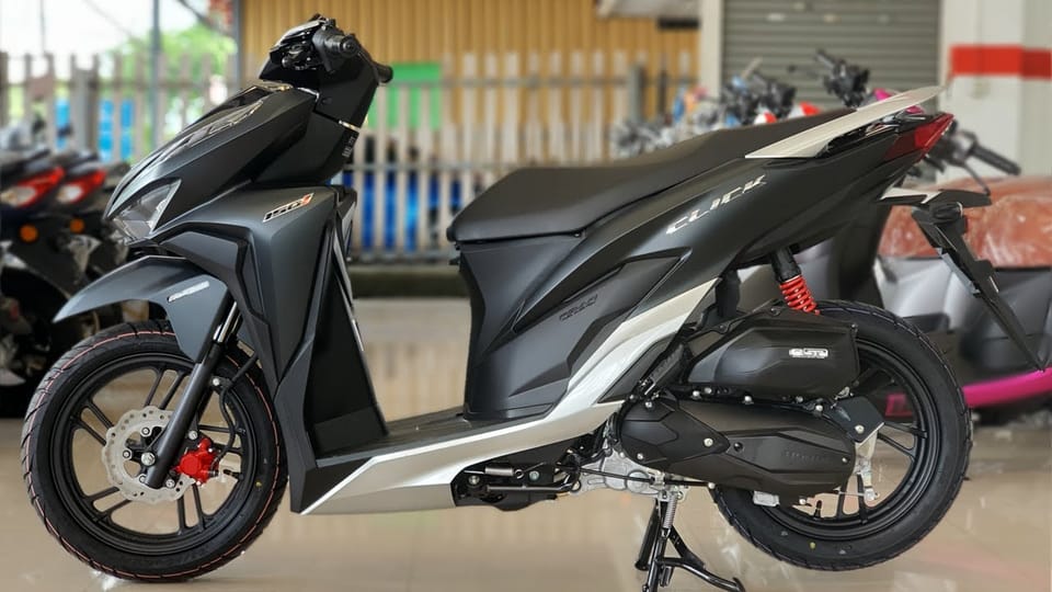 Honda Click 125cc Max 2 Pax | GetYourGuide