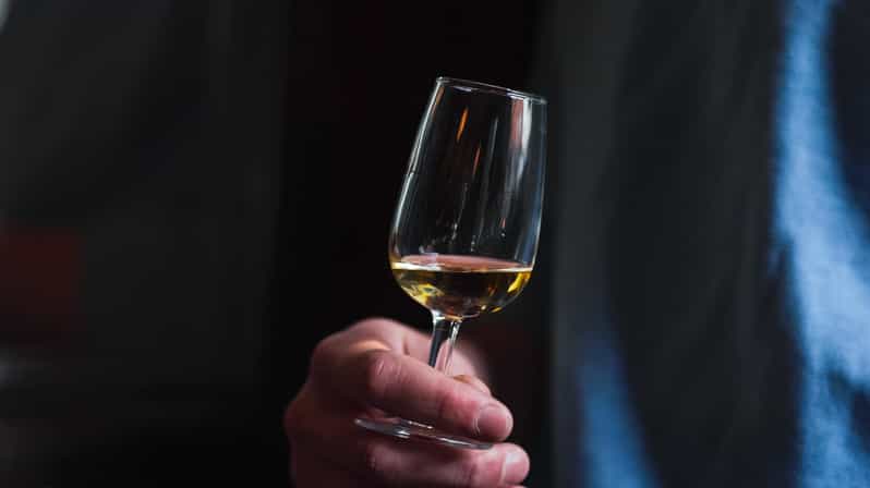 Dublino: degustazione di whisky premium guidata da un esperto locale ...