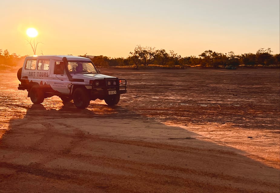 Alice Springs: Simpsons Gap Sunset Watercolor Painting Class | GetYourGuide