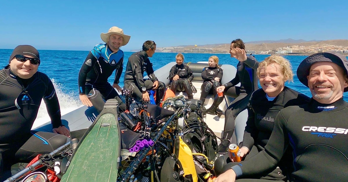Boat Diving Trip (2 Dives) for Certified Divers | GetYourGuide
