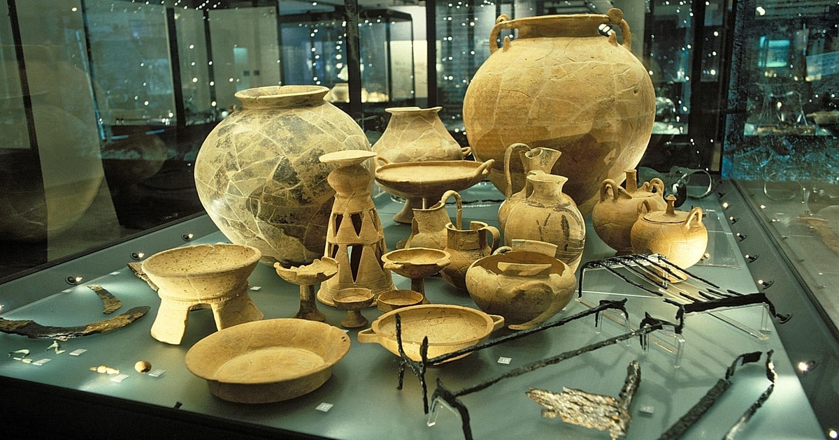 Tour of the archaeological area of Policoro | GetYourGuide