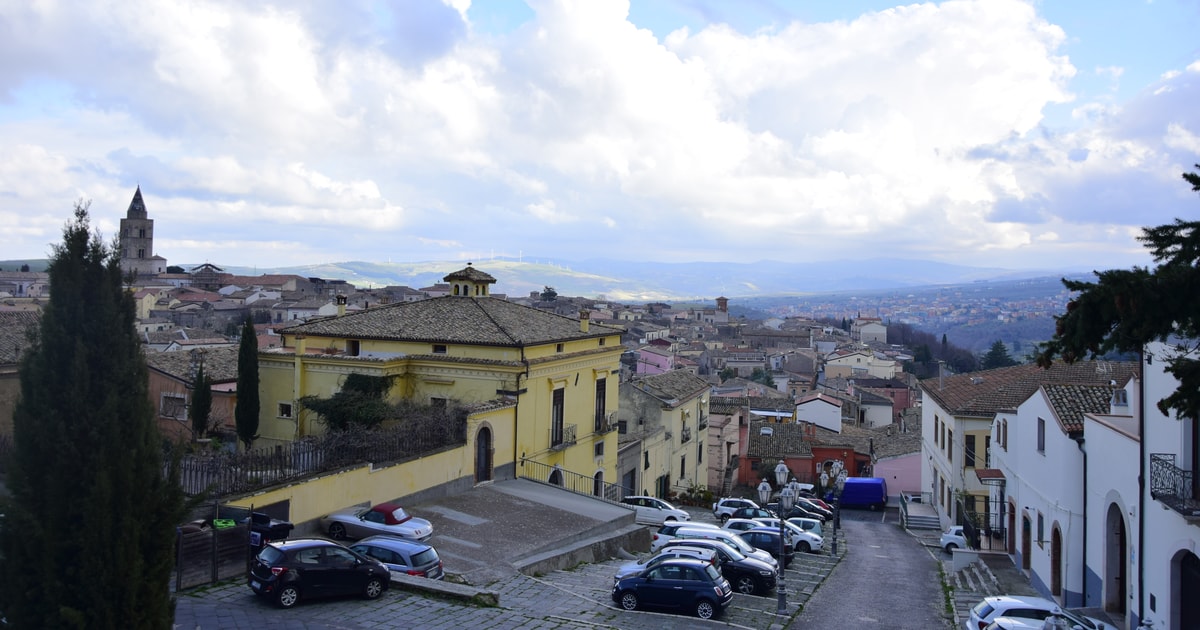 Vulture tour: Melfi | GetYourGuide