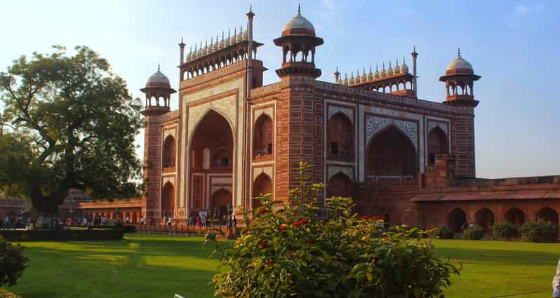 New Delhi: Private Mughal Empire Trip to Agra and Fatehpur | GetYourGuide