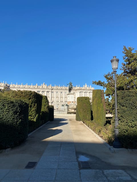 MADRID: Palacio Real con Armería Visita semiprivada | GetYourGuide