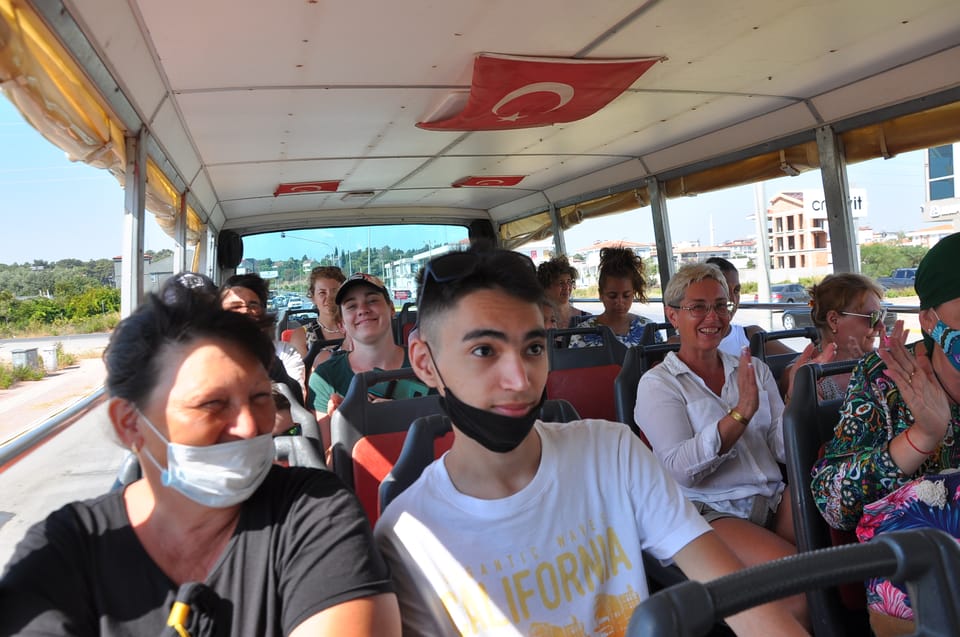 Vanuit de stad Side: Cabrio Bus Safari & Rondvaart met Lunch | GetYourGuide