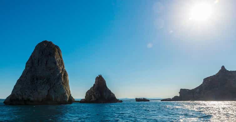 Desde Roses: Tour en barco por las Islas Medes con visita a El Estartit ...