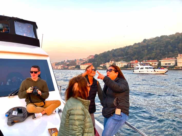 Istanbul: Sunset Luxury Yacht Cruise on Bosphorus with Guide | GetYourGuide