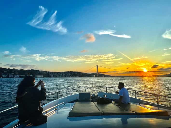 Istanbul: Sunset Luxury Yacht Cruise on Bosphorus with Guide | GetYourGuide