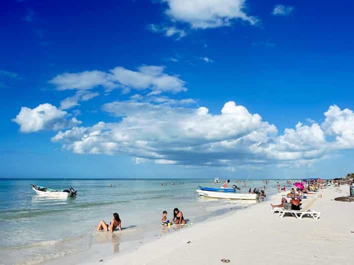 Z Cancúnu: Cancún: prohlídka ostrova Holbox a Punta Mosquito | GetYourGuide