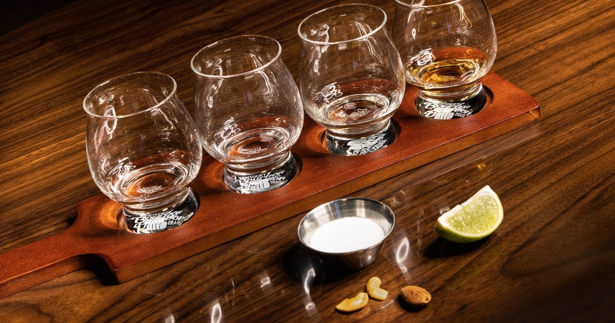 .Acapulco: Mezcal Tasting and 3 Palos Lagoon Tour with Lunch | GetYourGuide