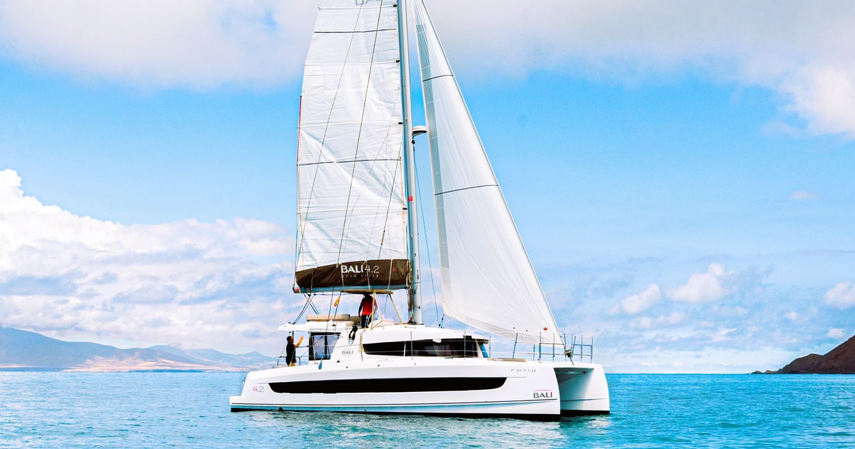 Da Corralejo/Caleta de Fuste: gita in catamarano all'isola di Lobos ...