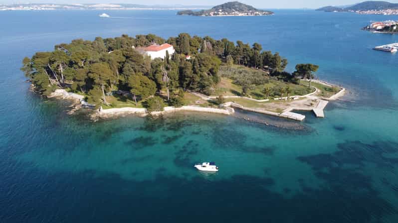 Von Zadar aus: Ugljan, Galevac und Ošljak Inseln Bootstour | GetYourGuide