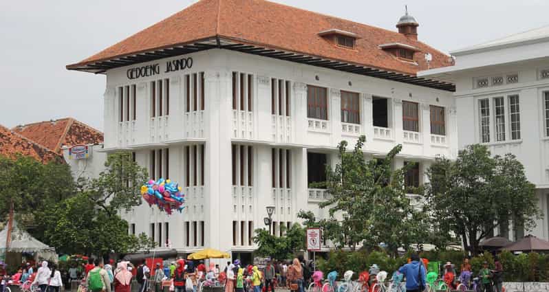 Jakarta: 4 Hour Jakarta City Tour - Essential Jakarta | GetYourGuide