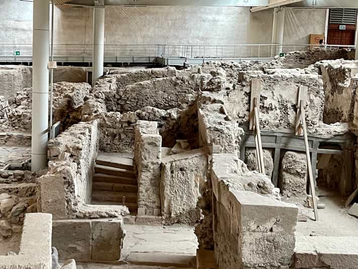 Santorini: Akrotiri Prehistoric City Private Guided Tour | GetYourGuide