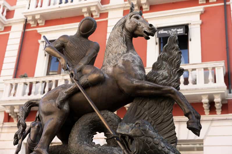 Cosenza: Bilotti-Freilichtmuseum Audio Guide | GetYourGuide