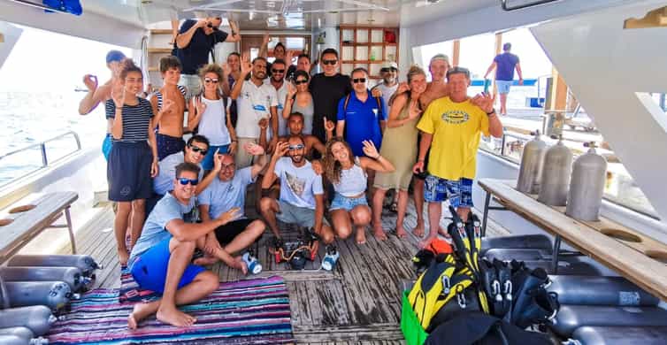 Aqaba: Private Introduction Dive from Boat with Buffet Lunch | GetYourGuide