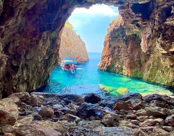 Antalya/Kemer: Porto Genoese Boat Trip and Mud Bath w/ Lunch | GetYourGuide