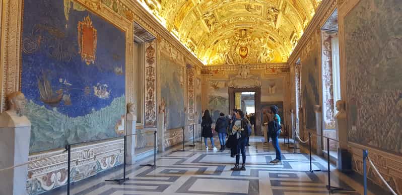 Rome: Vroeg in de ochtend Vaticaanse Musea Tour in kleine groep ...
