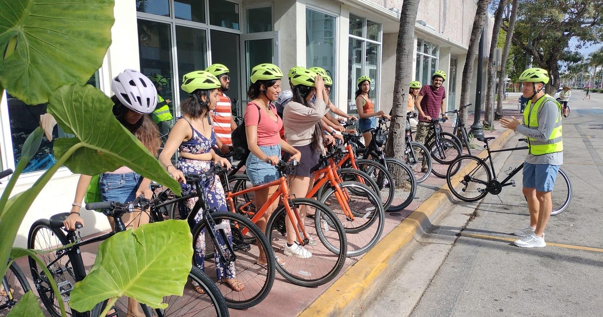 Miami Beach: City Highlights Guided Bike or eBike Tour | GetYourGuide