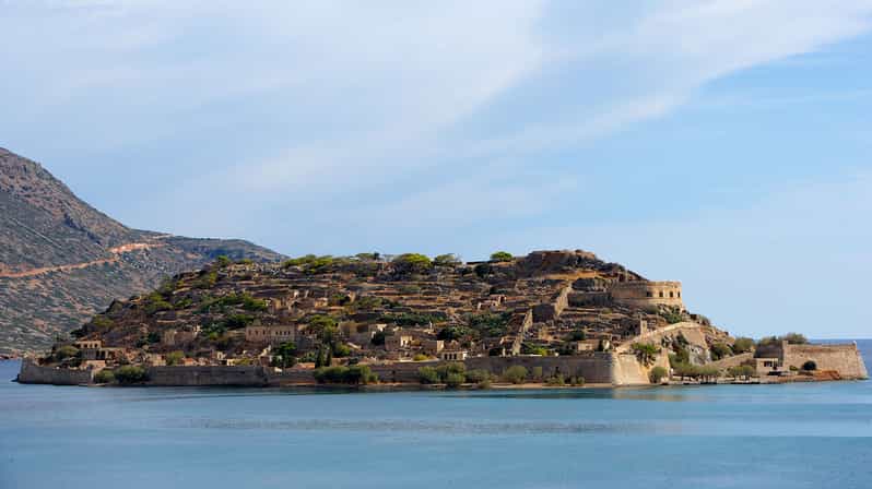 Insula Spinalonga - Excursie publică cu barca | Private Tour | GetYourGuide