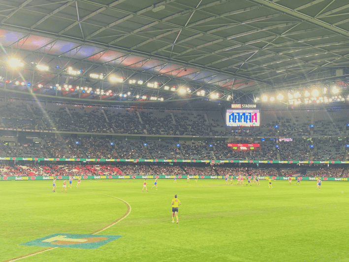 Melbourne: Australian Football (AFL) Game at Marvel Stadium | GetYourGuide