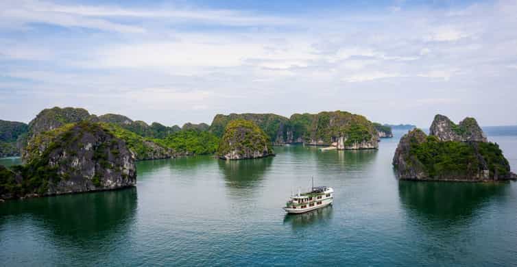 From Ninh Binh: Lan Ha Bay Overnight Cruise Small Group | GetYourGuide