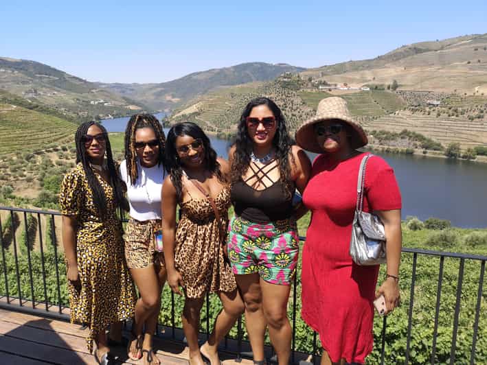 Da Porto: crociera nella valle del Douro con visita in cantina e pranzo ...