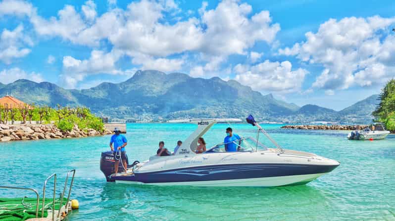 Mahe'den: Praslin, Curieuse ve La Digue Özel Tekne Turu | GetYourGuide