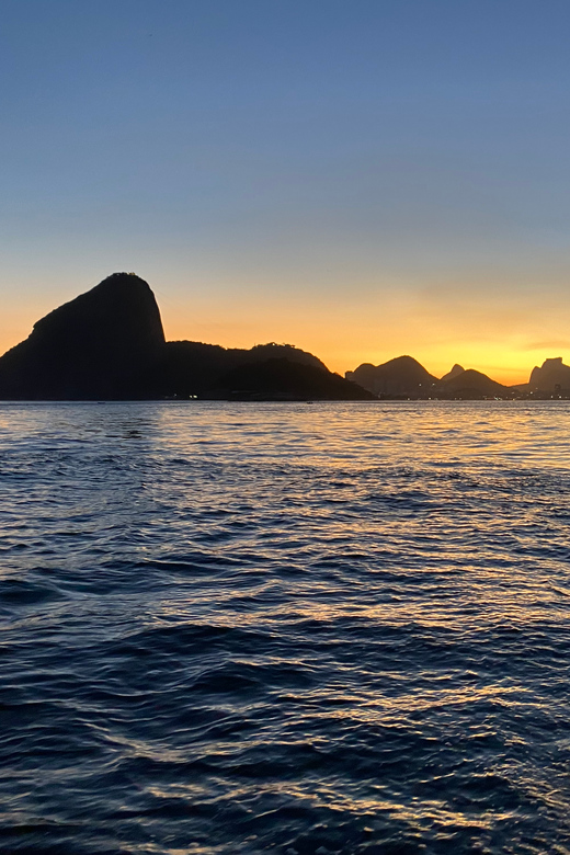 Rio de Janeiro: Sunset Sailboat Tour with Open Bar | GetYourGuide