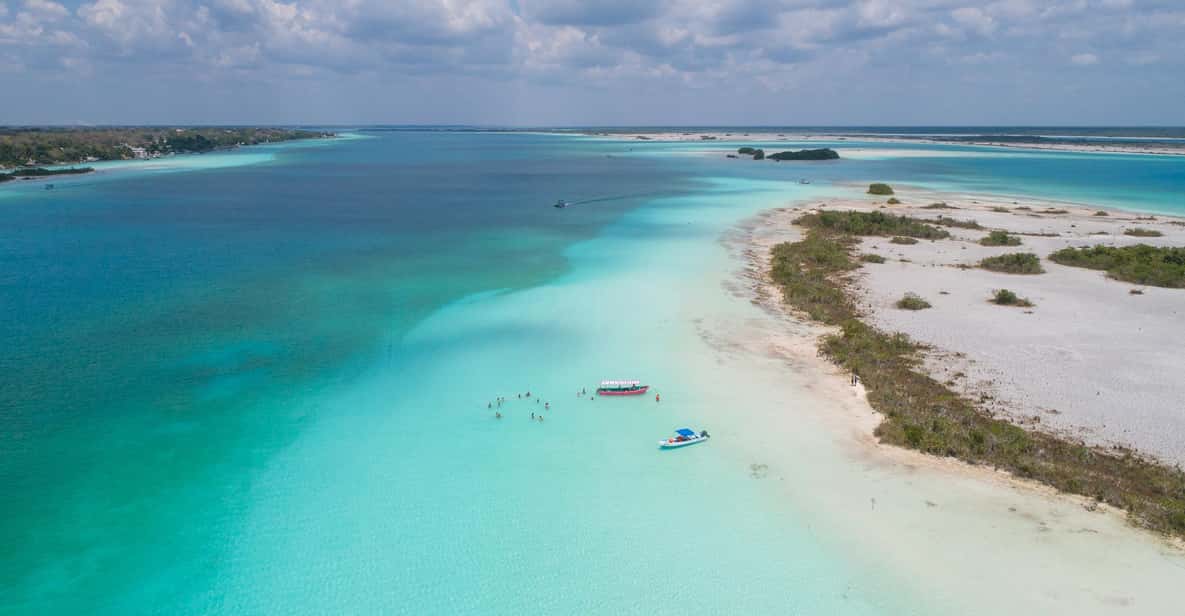 De la Mayan Riviera/Tulum: Bacalar și Laguna celor 7 culori | GetYourGuide