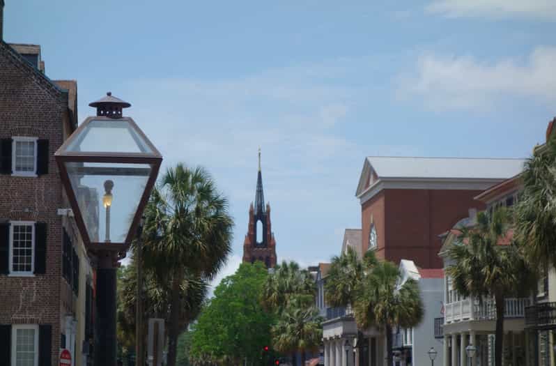 Charleston: History and Architecture Guided Walking Tour | GetYourGuide