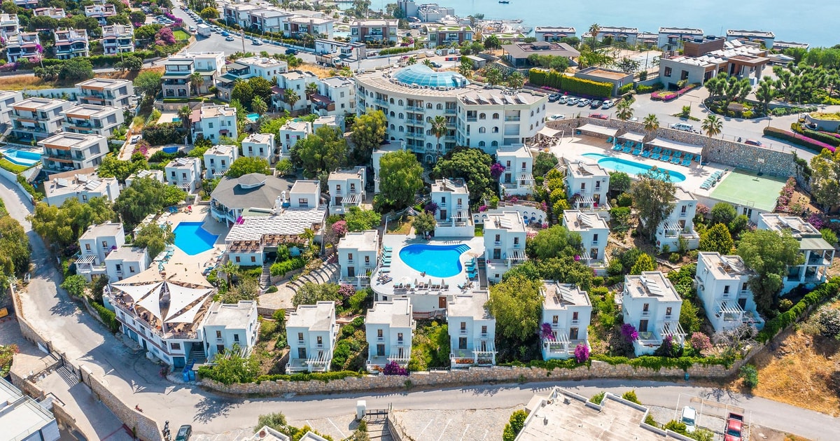 From Istanbul: Bodrum and Pamukkale Day Tour with Flights | GetYourGuide