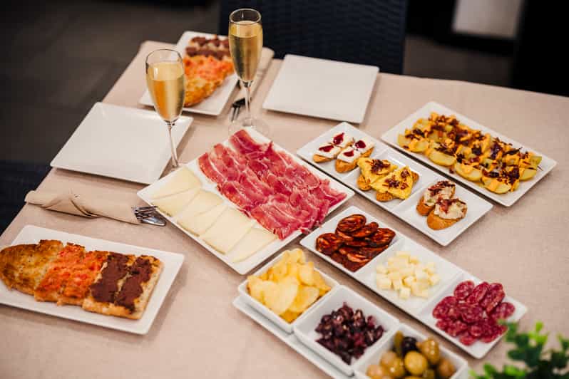 Sagrada Familia, Jamon & Tapas Tasting Experience | GetYourGuide