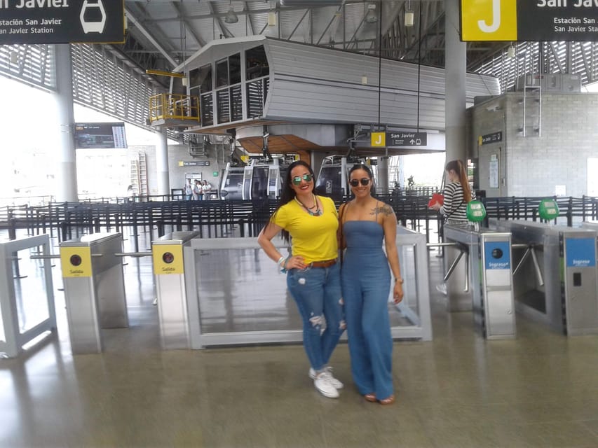 City tour,comuna 13,metro cable,parque botero,pueblito paisa | GetYourGuide