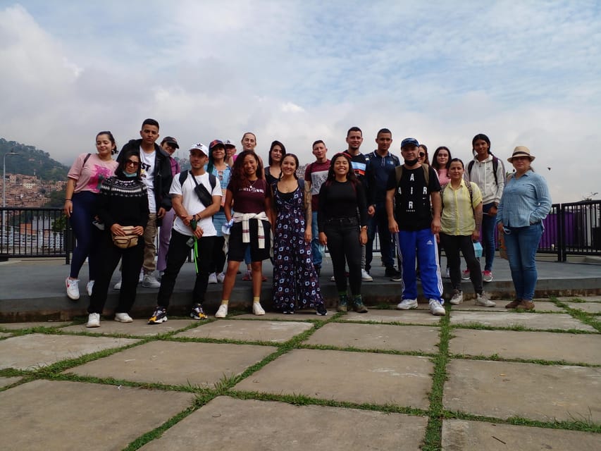 City tour,comuna 13,metro cable,parque botero,pueblito paisa | GetYourGuide