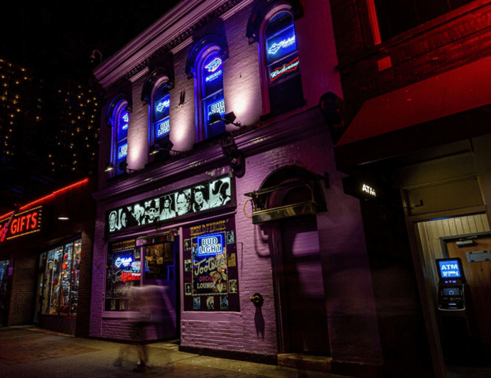 Nashville Ghosts Boos and Booze Haunted Pub Crawl | GetYourGuide