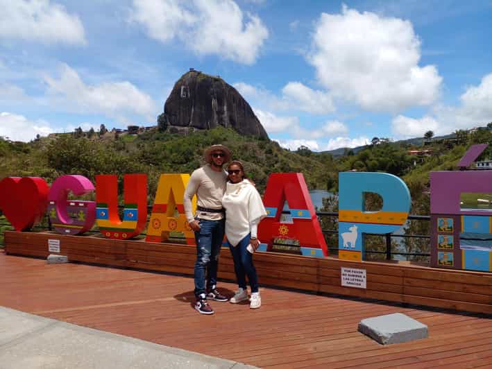 Tour Peñol-Guatape privado: con pranzo, aperitivo e bote | GetYourGuide