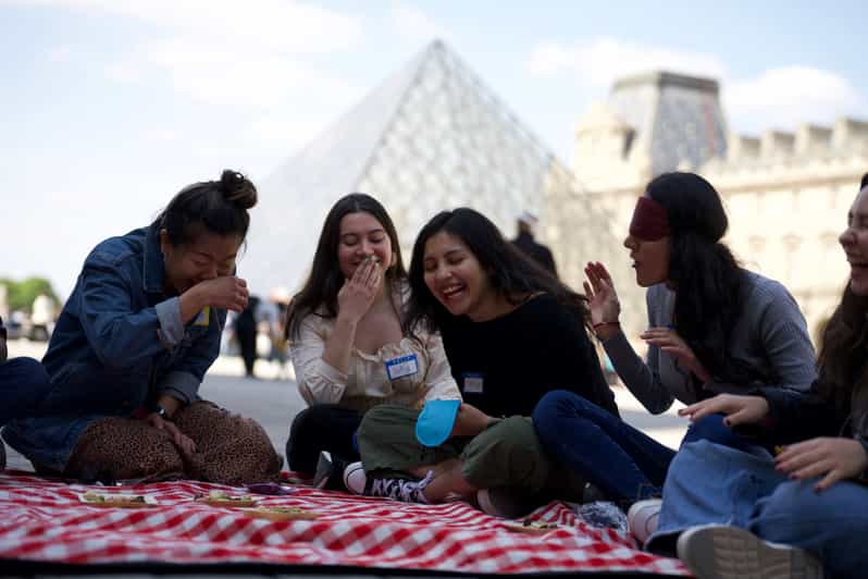 Funlympics: Louvre Museum | GetYourGuide