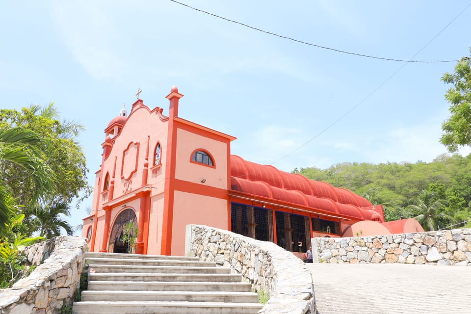 La Crucecita: Huatulco Guided City Tour and Sunset Viewing | GetYourGuide