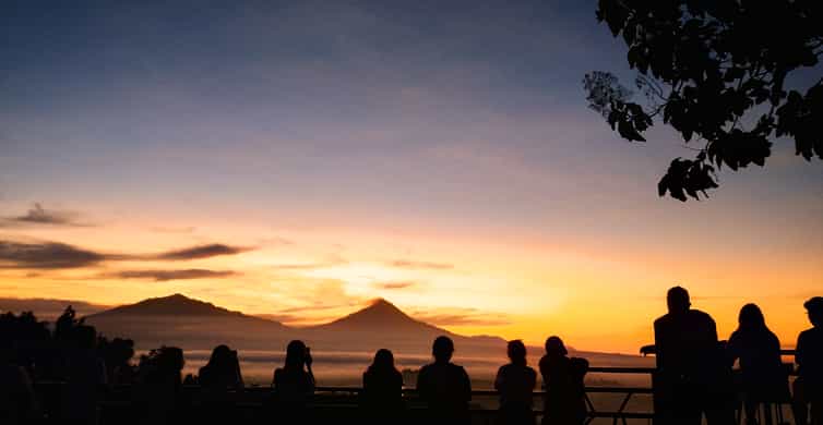 Yogyakarta: Setumbu Sunrise. Merapi Volcano and Temples Tour | GetYourGuide