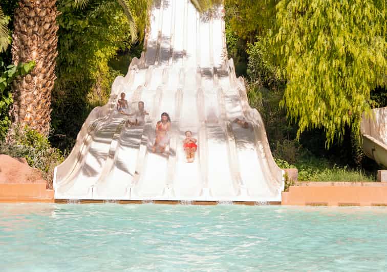 Parque Acuático Oasiria con transporte desde Marrakech | GetYourGuide