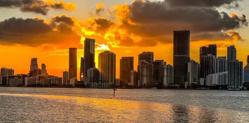 Miami: Sunset Biscayne Bay Aquatic Preserve Kayak Tour | GetYourGuide