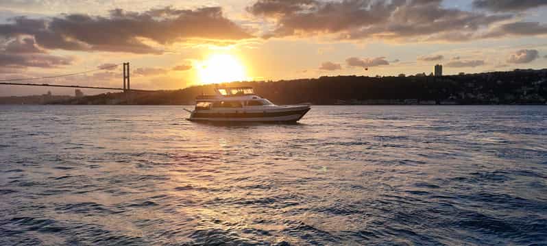 Istanbul: Bosphorus Sunset Cruise with Snacks and Drinks | GetYourGuide