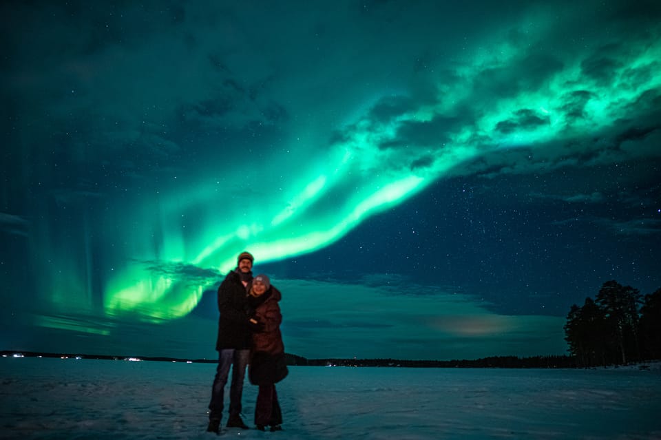 Rovaniemi: Special Aurora Borealis Hunt with Photographer | GetYourGuide