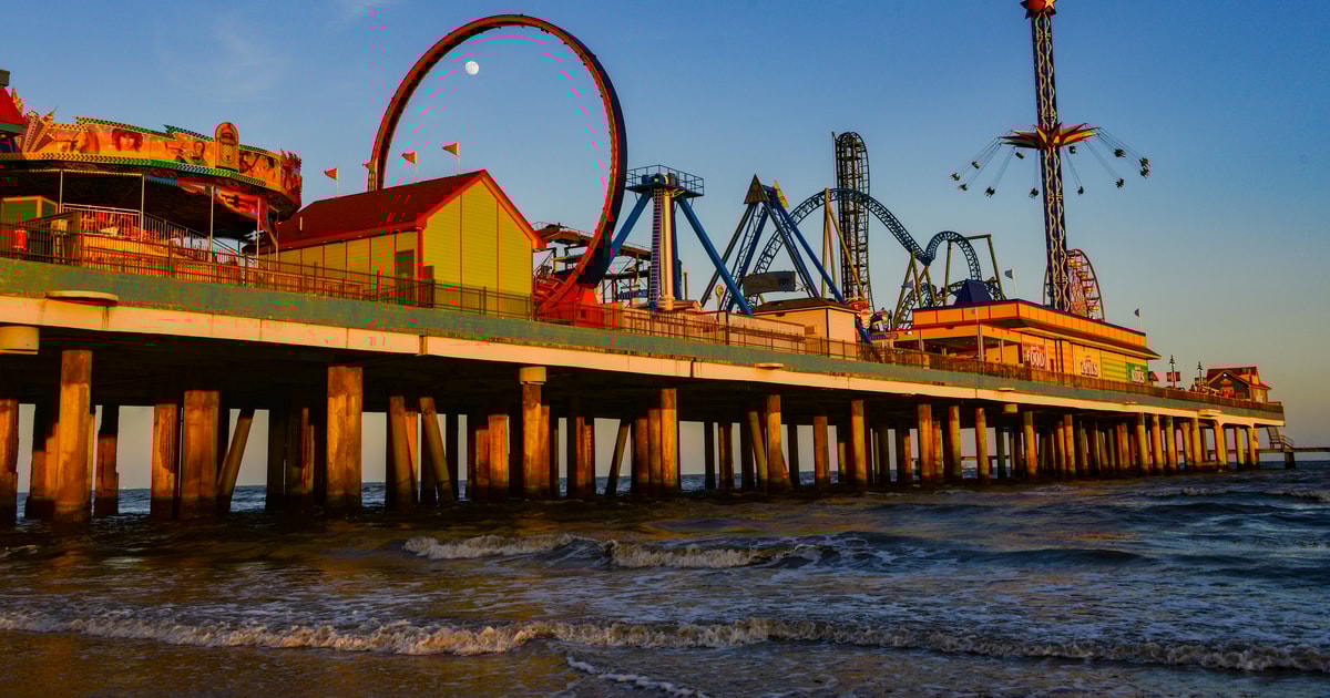 Galveston: Celodenní vstupenka na molo Pleasure Pier | GetYourGuide