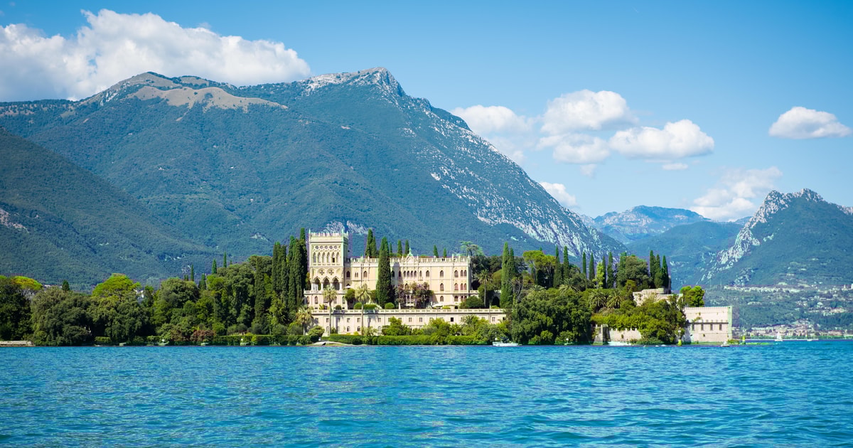 Ab Desenzano: Salò & Isola del Garda Halbtagesausflug mit dem Boot ...
