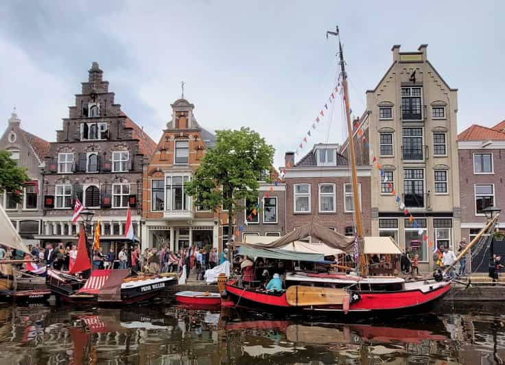 Alkmaar: Experience with a audio tour the historic center | GetYourGuide