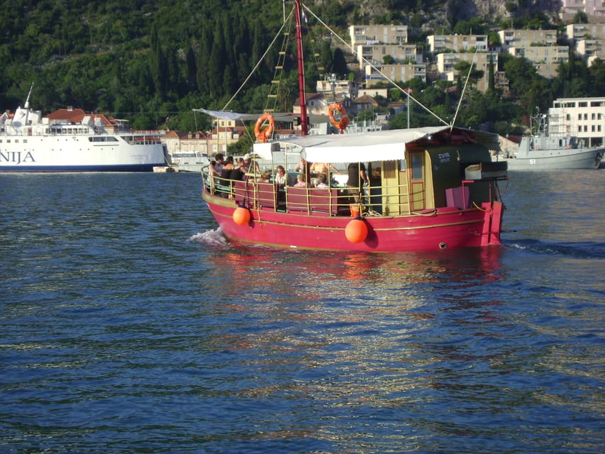 Dubrovnik: Blue Cave and Elafit Small Group Boat Exploration | GetYourGuide