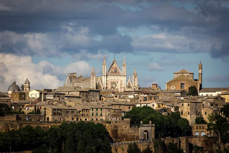 Orvieto: Old Town Guided Walking Tour | GetYourGuide